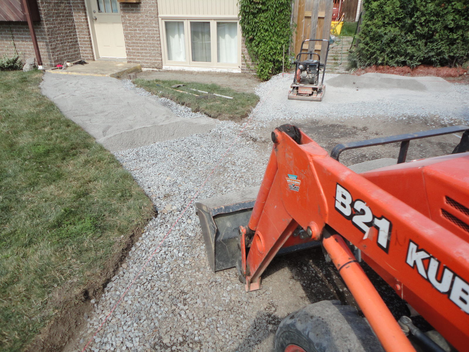 Excavation & Asphaltage - Deroy Paysagiste